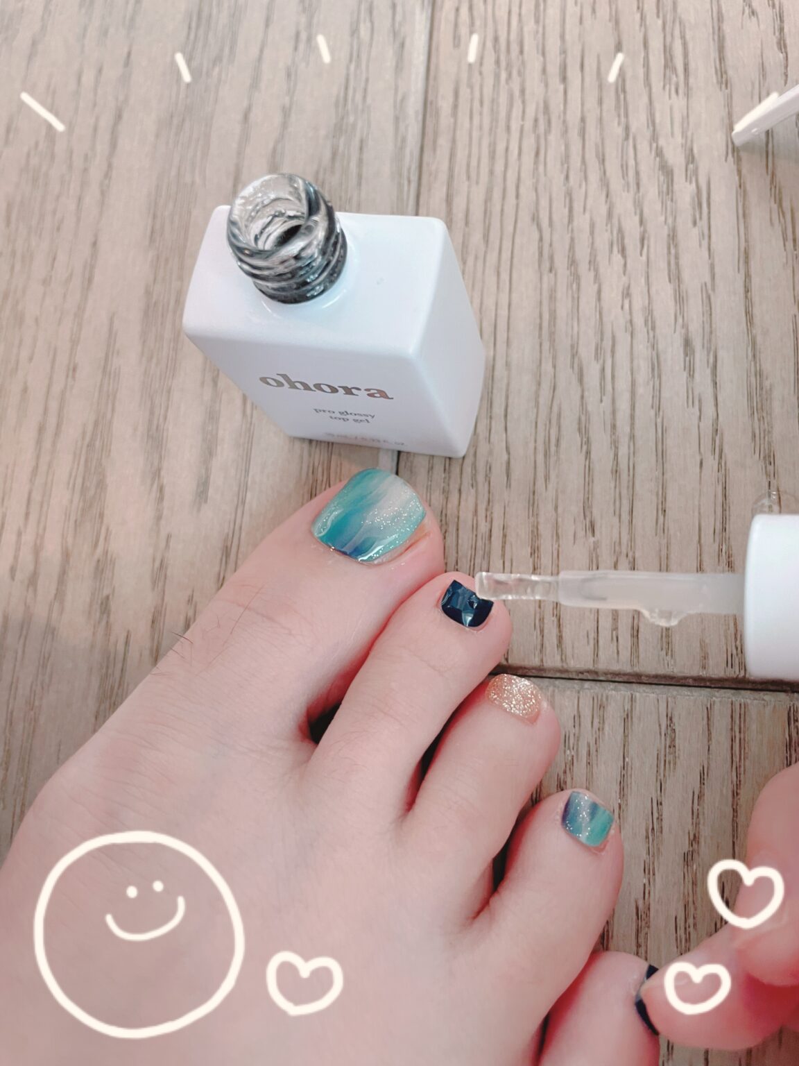 【やり方解説】ohora(オホーラ) ペディキュア 不器用でも簡単！ネイルシールタイプ | @mama-log